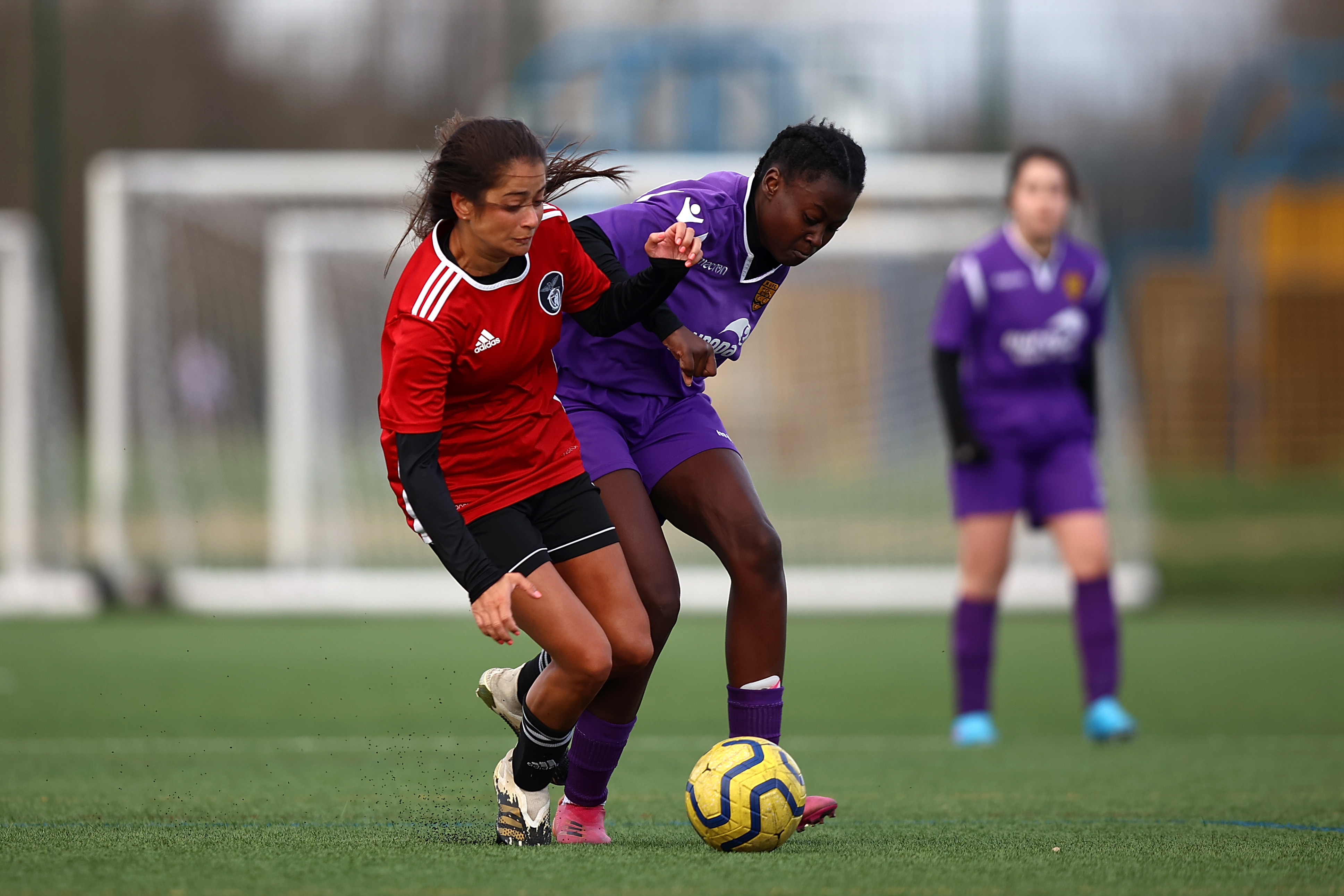 How to develop challenging - Youth club football - England Football ...