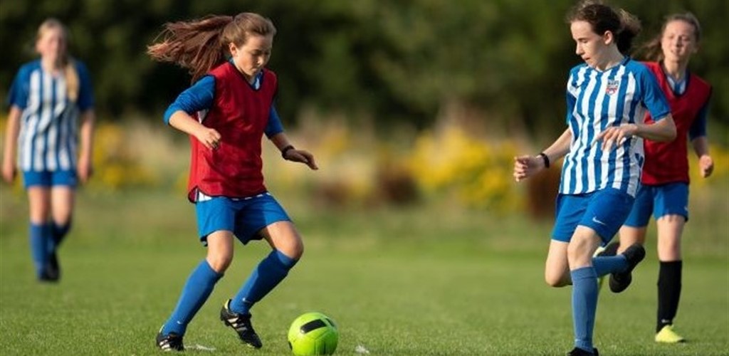 Developing skilful players - Youth club football - England Football ...